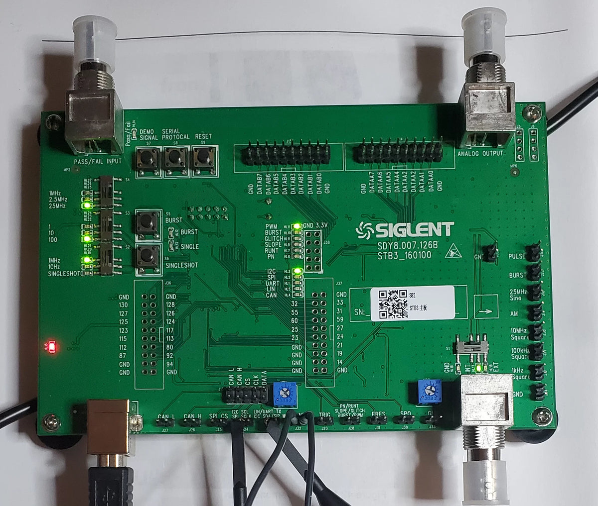 Siglent STB-3 - Oscilloscope Demo / Training Board — Electro-Meters